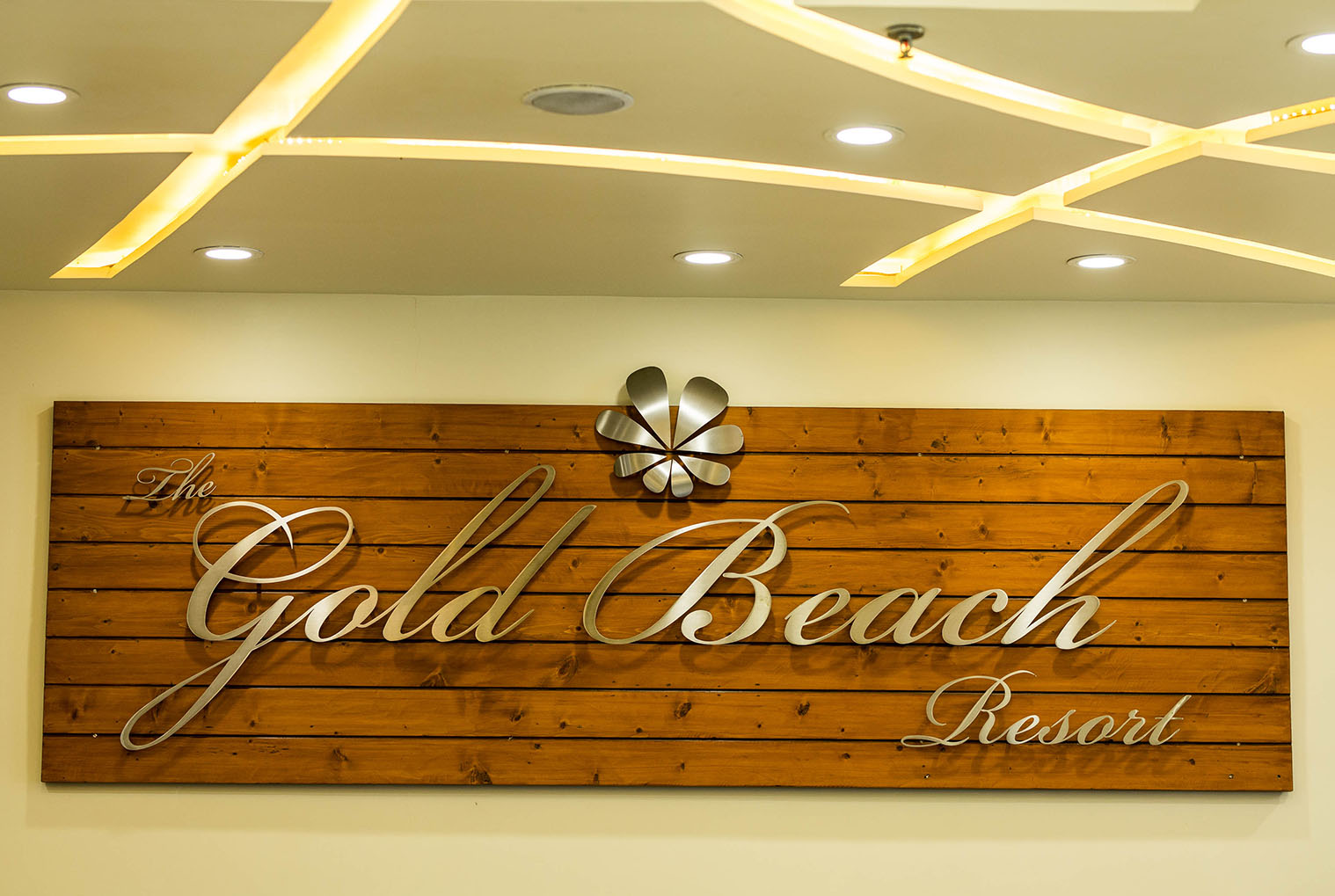 About Us – Best Hotel in Daman-The Gold Beach Resort